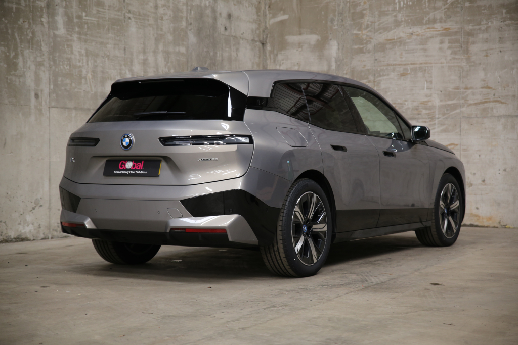 BMW iX ESTATE – Global - Extraordinary Fleet Solutions