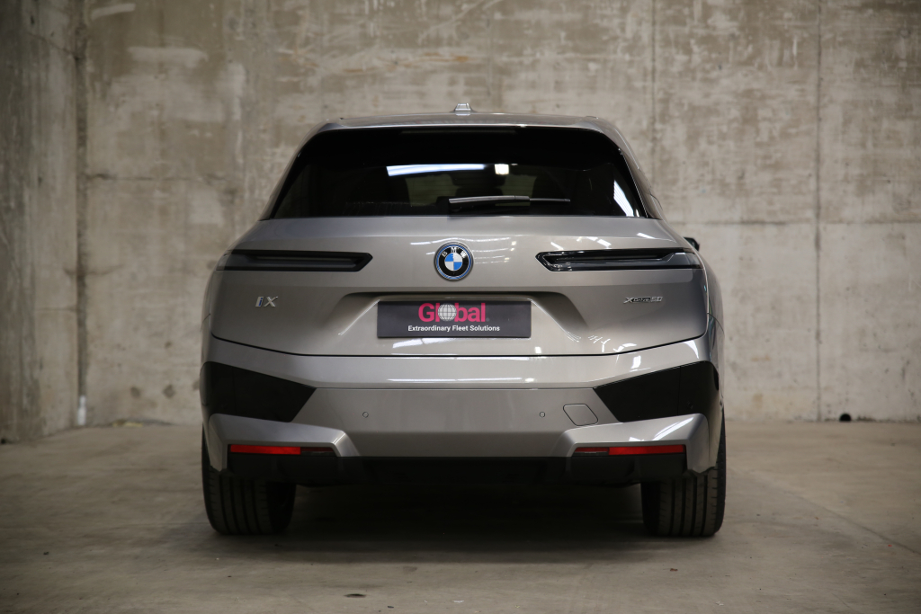 BMW iX ESTATE – Global - Extraordinary Fleet Solutions