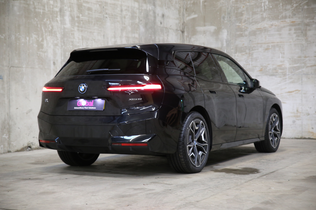 BMW iX ESTATE – Global - Extraordinary Fleet Solutions